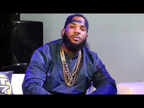 Picture of 2Pac in bed with a man - YouTube