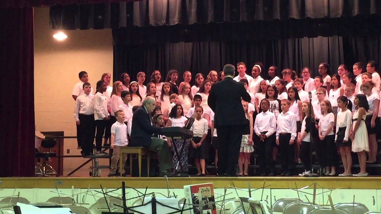 2015-05-13 Nathan Singing "How Can I Keep From Singing @ Gwyn-Nor ...