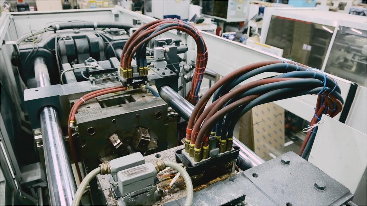 Quick mold change application: connect all thermoregulation circuits in ...