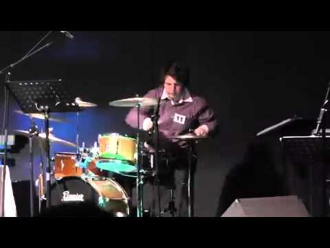 Luke Hebditch Fusion Boulevard-Frank Corniola Drum solo @ Fleurieu ...