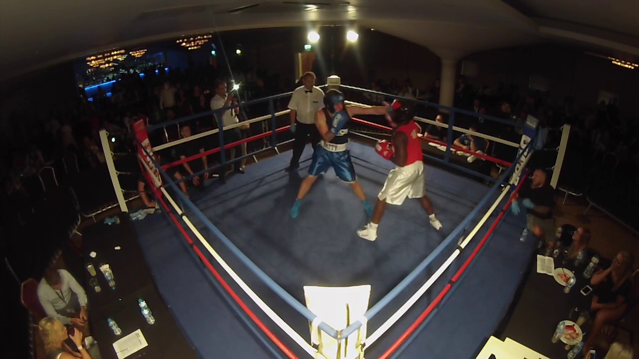 Ultra White Collar Boxing | Luton | Malcolm Clark VS Nathaniel Cribben ...