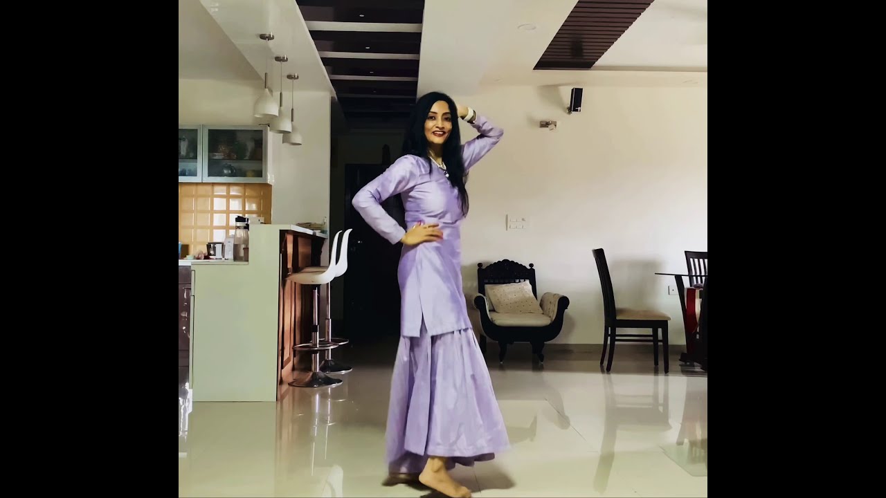 Mai long tu elachi - YouTube