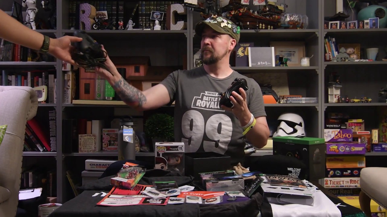 First Collaboration with Scratch! Unboxing the Xbox FanFest Swag Bag ...