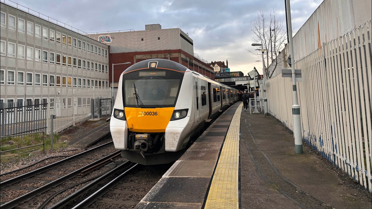 The Sutton Loop Thameslink & Southern Services (Class 700 and Class 377 ...