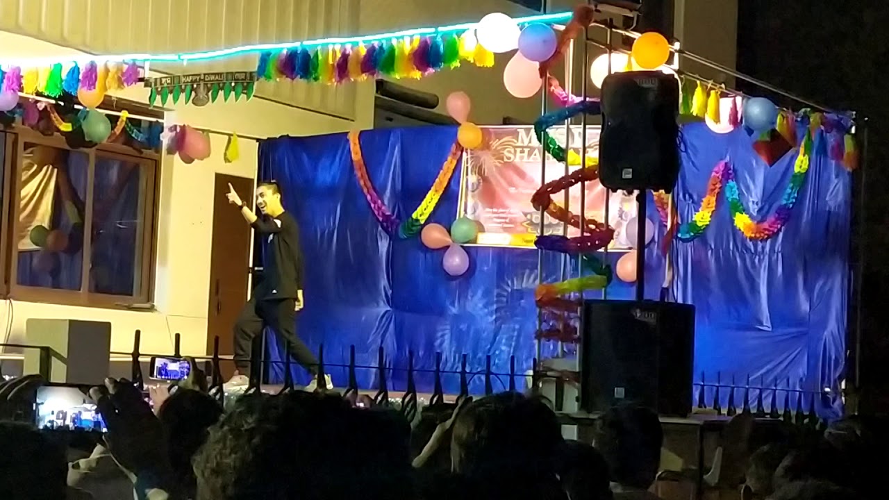 प्रवीण कुमार के मशहूर डांश जो की अपने आदा से सब को हॉलीवूड के रंग में ...