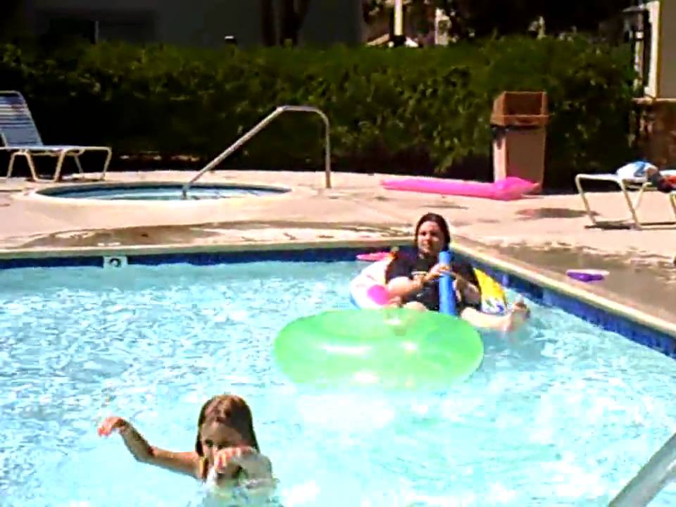 Troy High gLee pool party - YouTube