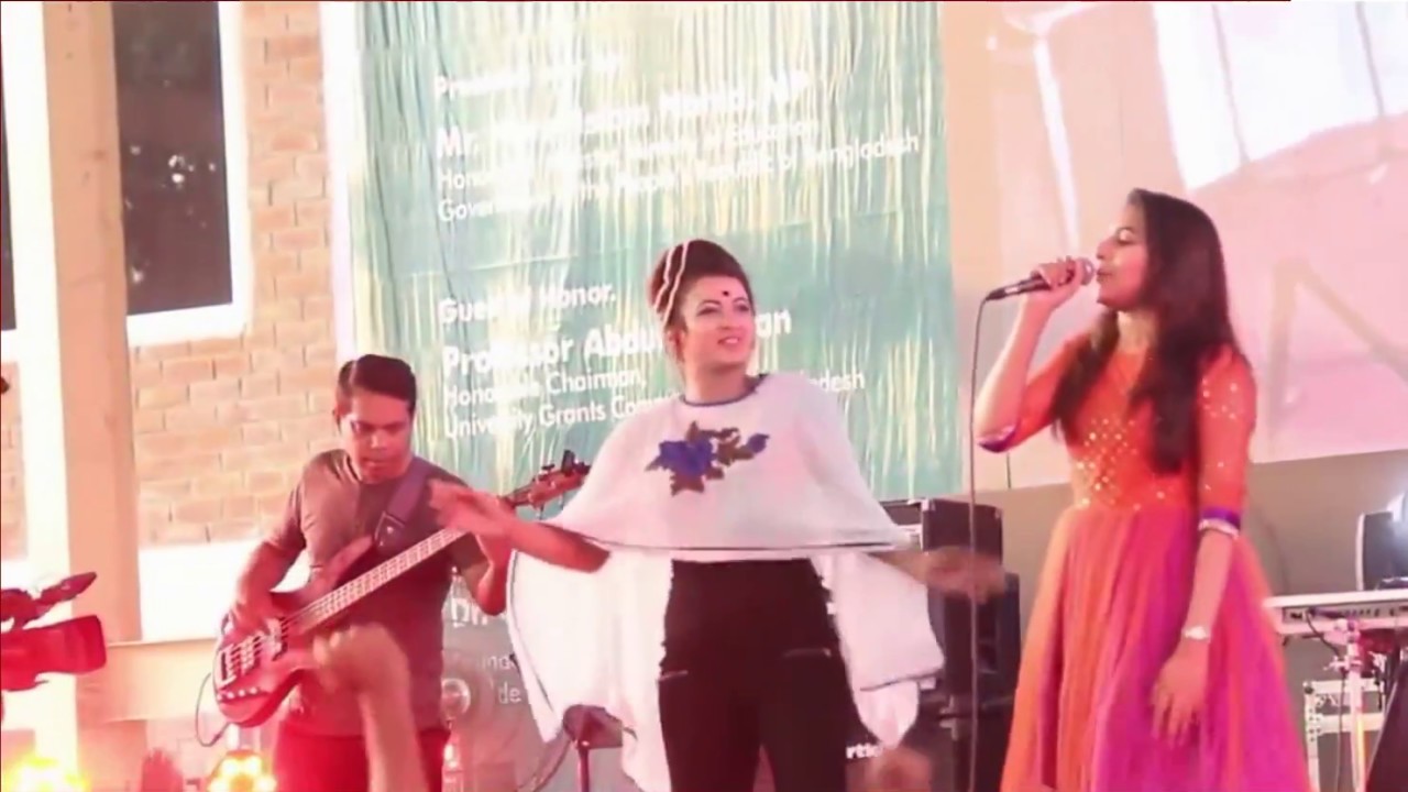 A beautiful stage performance of singer LIZA - YouTube