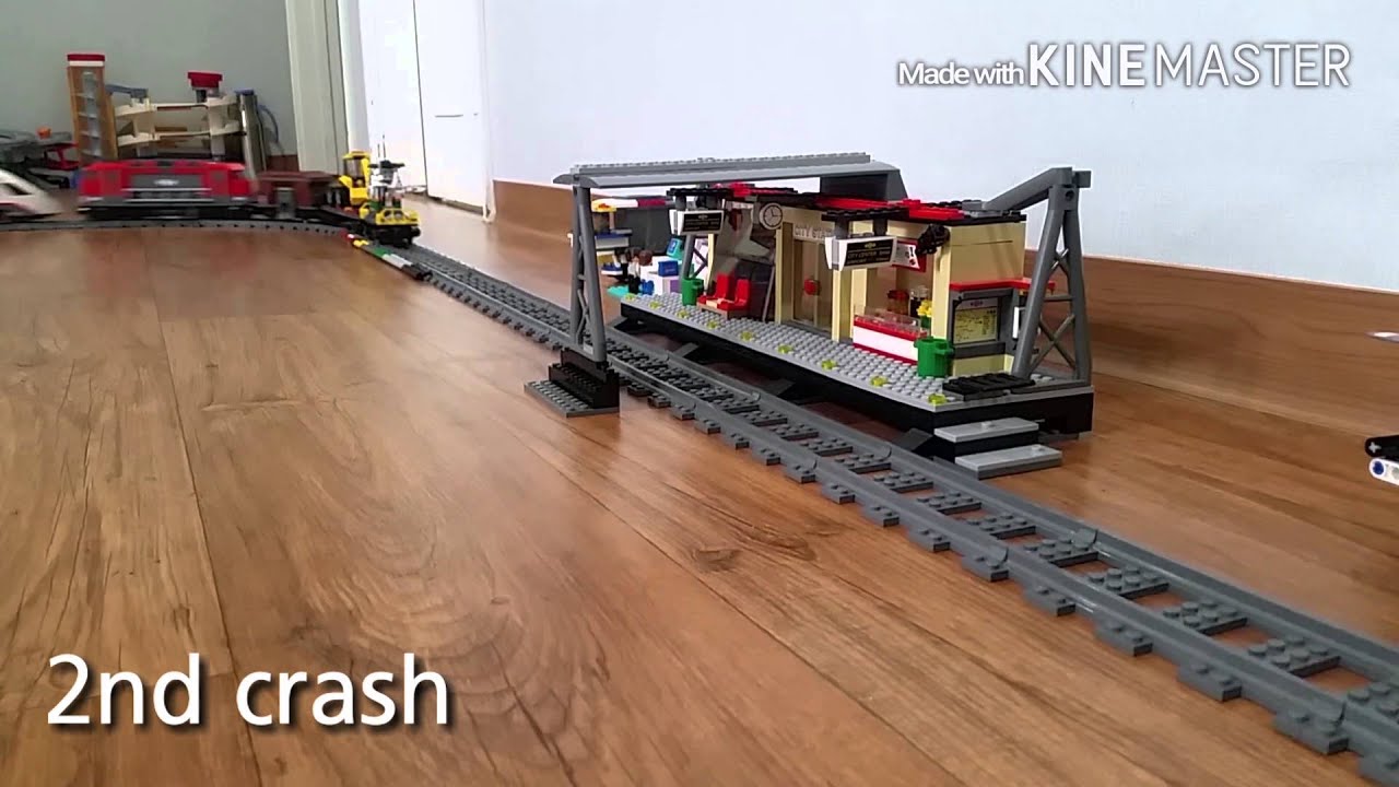 LEGO Train crash - YouTube