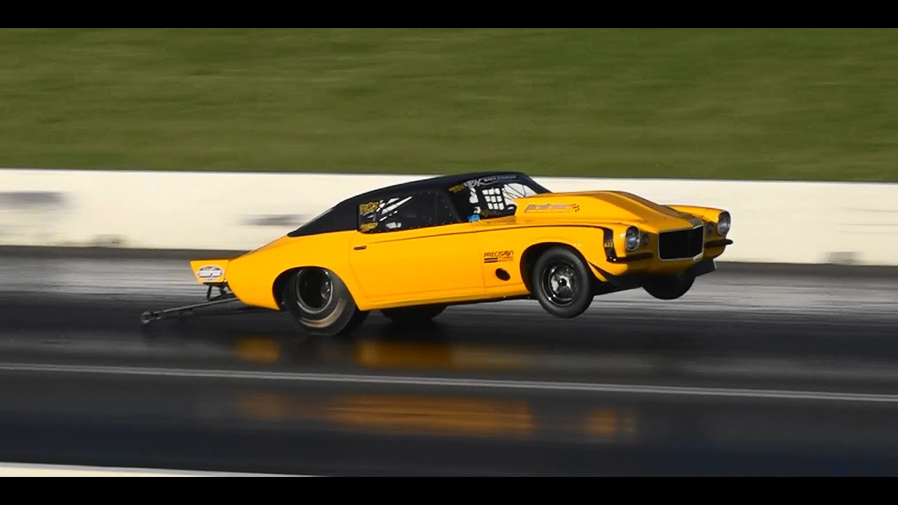 OUTLAW 10.5 WHEELSTANDING 6 SEC PASSES AT ROUND 7 SYDNEY DRAGWAY 14.9. ...