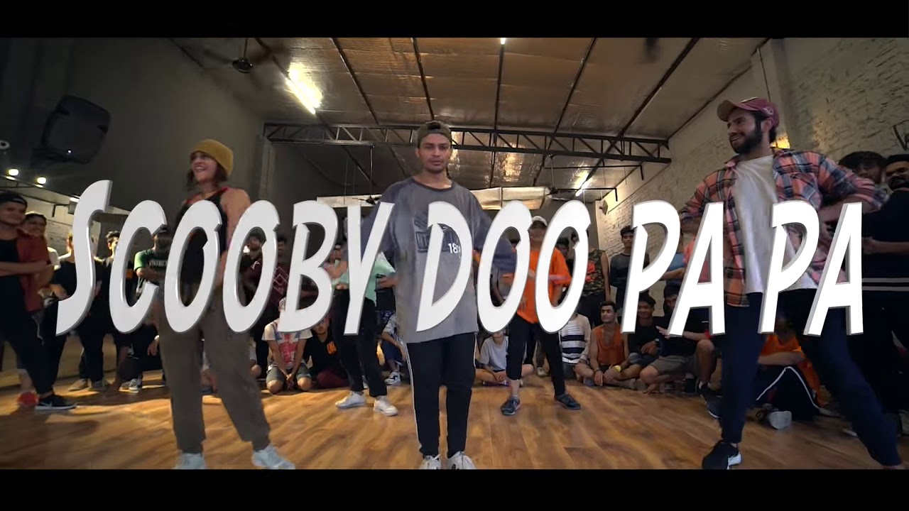 Scooby Doo dance - YouTube