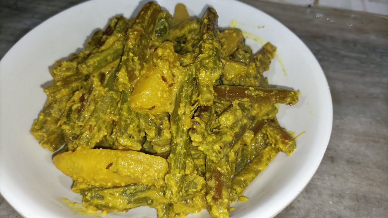 দুর্দান্ত স্বাদে সর্ষে পোস্ত দিয়ে পুই ডাটা রেসিপি//Bengali Style ...