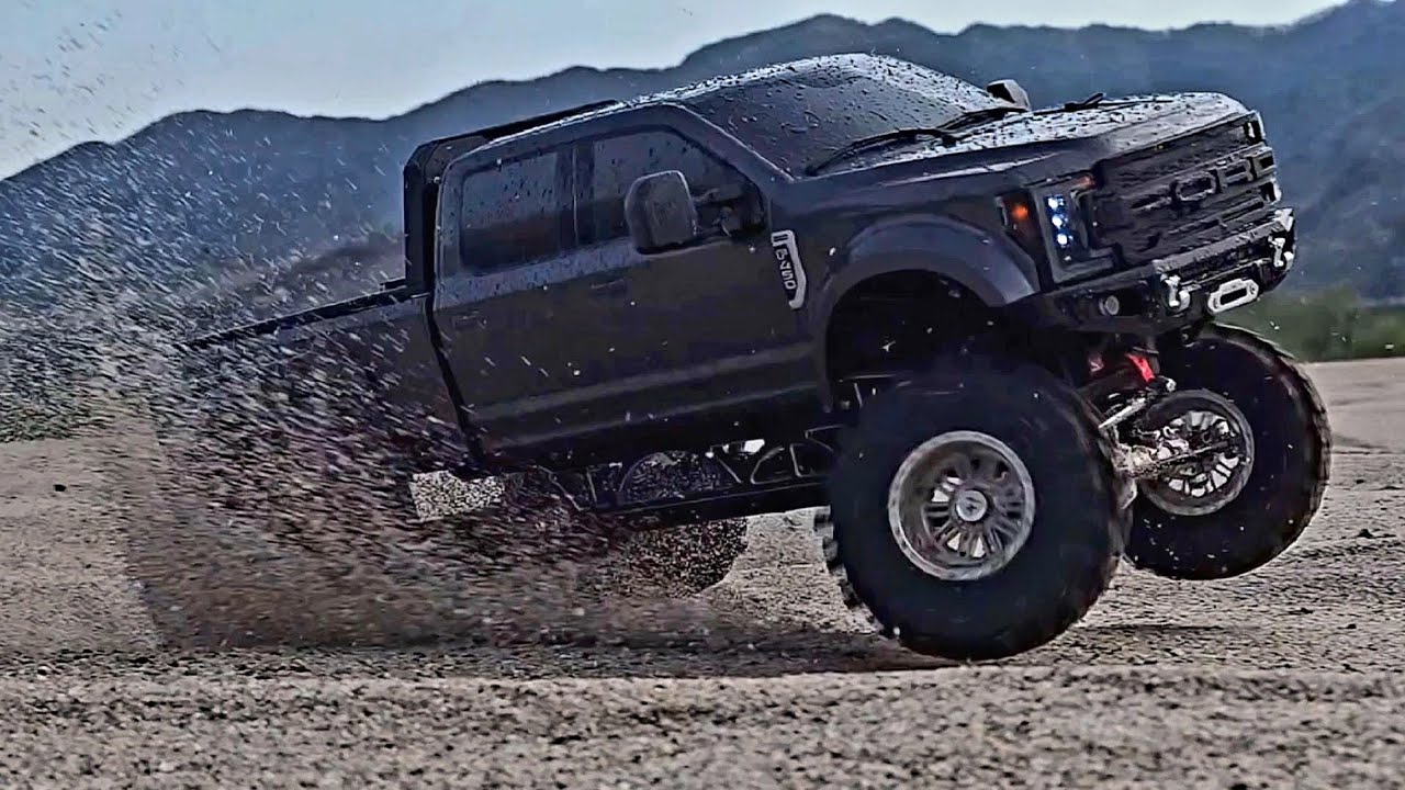 RC Car Ford F450 Cen Racing Bashing and Crawling - YouTube