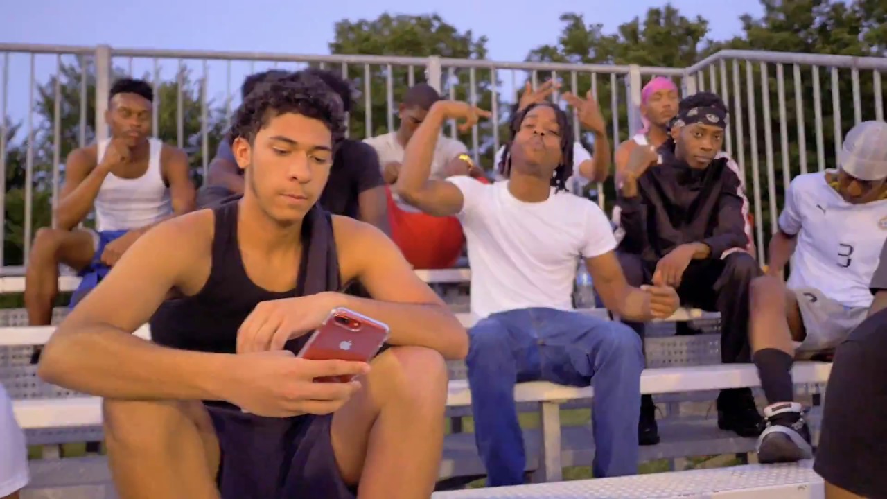 Izzy Miyagi ft David James - Moe - YouTube