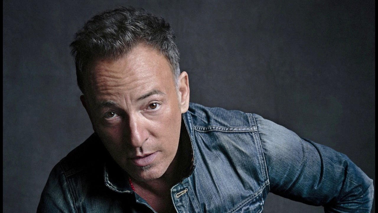 bruce springsteen streets of fhiladelphia new video clip 2019 hd - YouTube