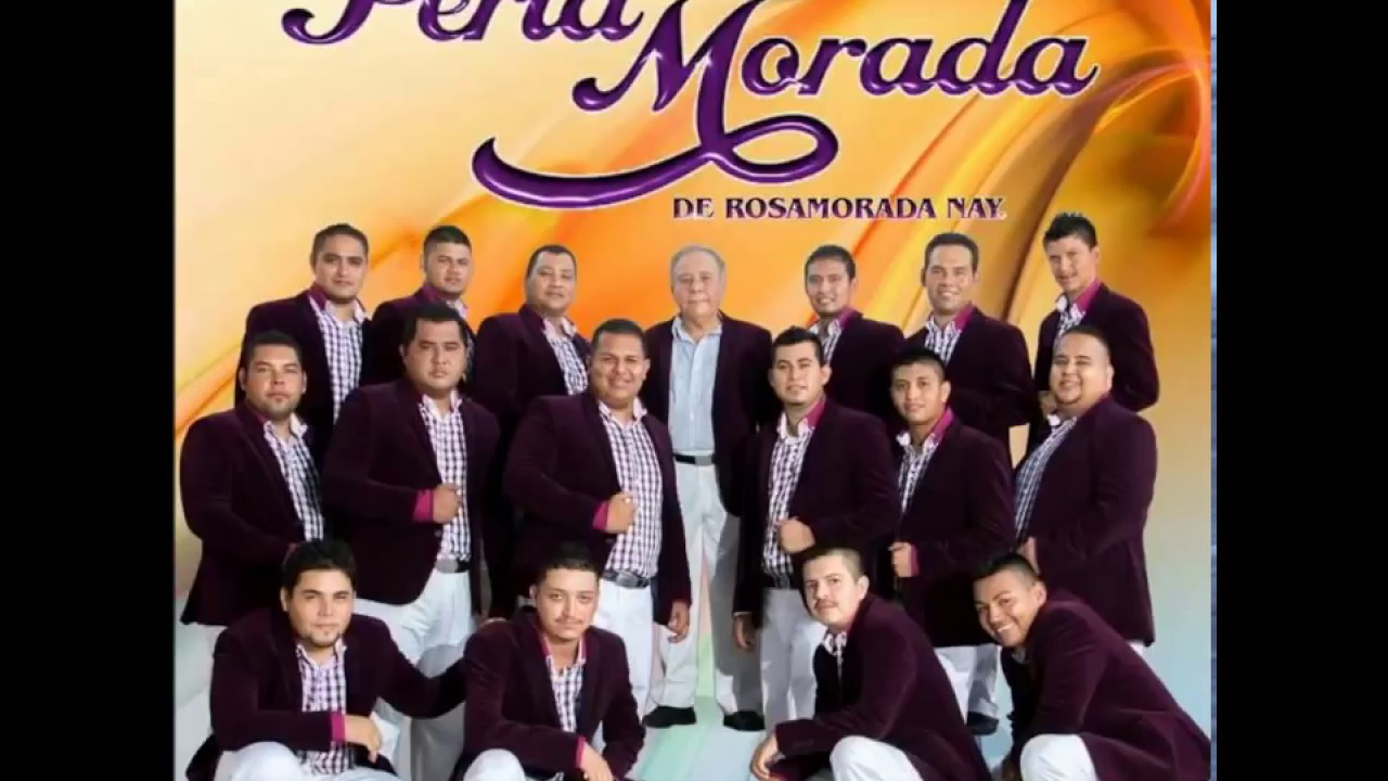 Banda Perla Morada Cumbia Perla - YouTube