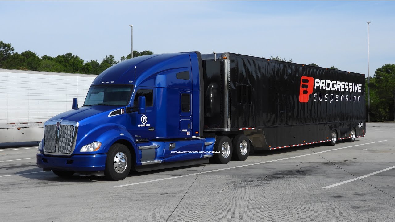 Blue Kenworth T680 | Truckspotting 42824 - YouTube