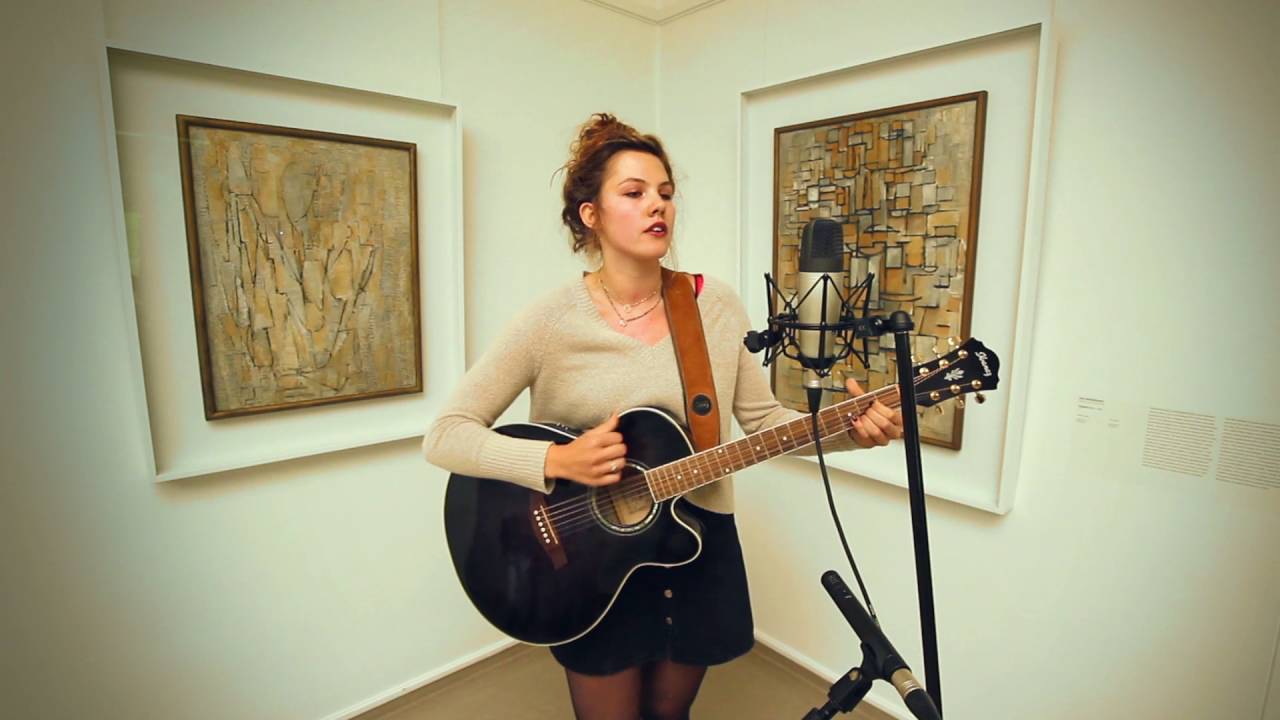 Low Sound Sessions Kröller-Müller Museum: Amber Zoë - Swallow - YouTube