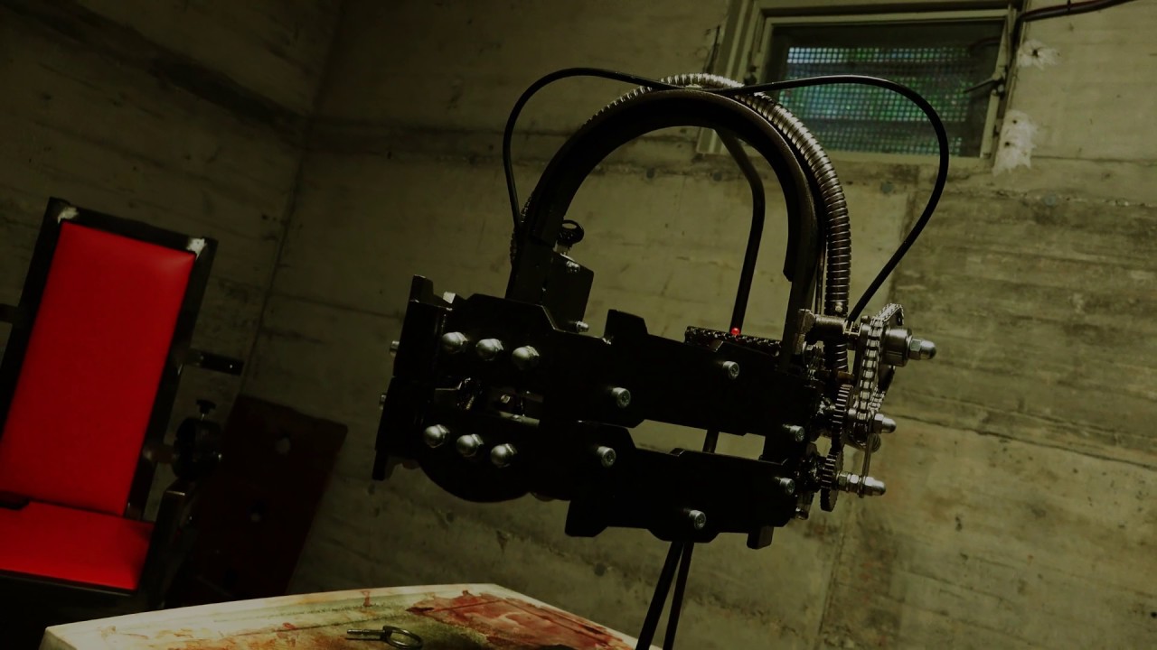 Saw Reverse Bear Trap Replica