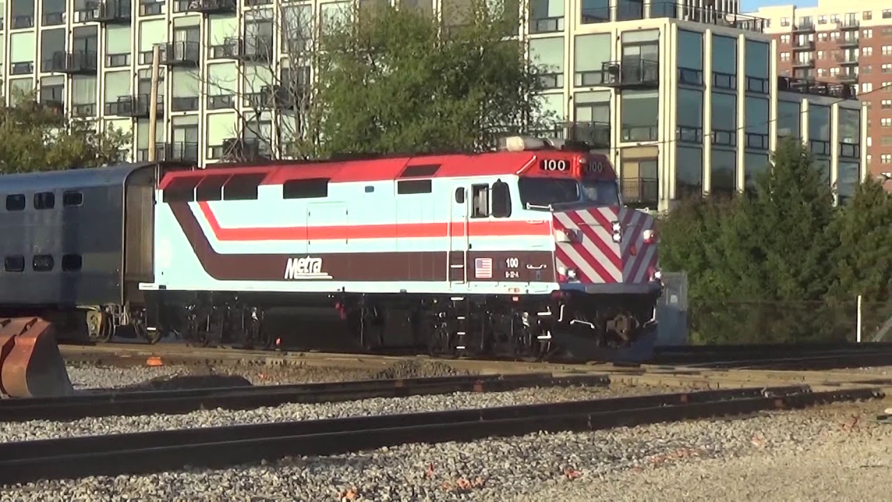 Metra F40PH 100 IN NEW WRAP Leads An Outbound Past 16th St Tower - YouTube