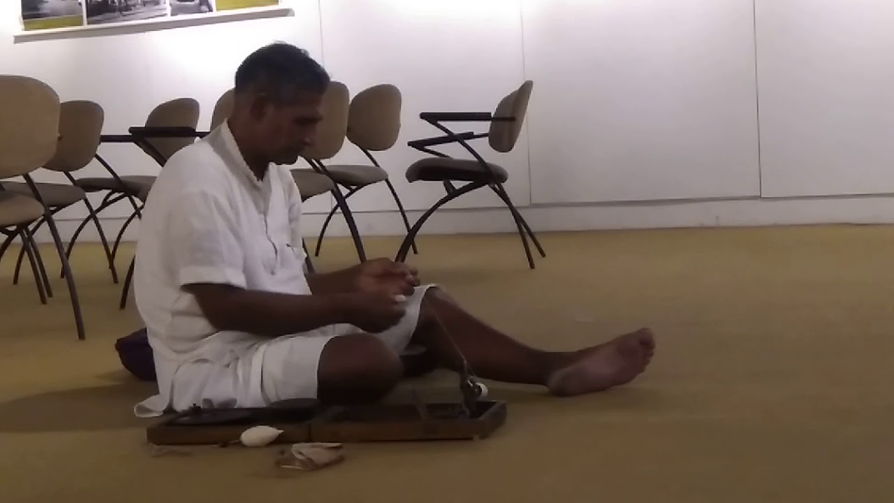 How to use charkha symbol of Mahatma Gandhi - YouTube