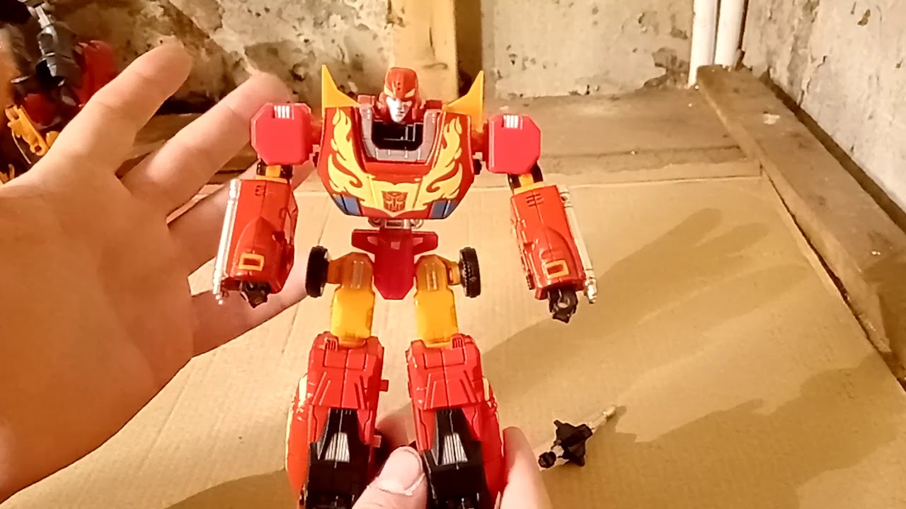 Vid 399 Transformers Titanium Rodimus Prime - YouTube