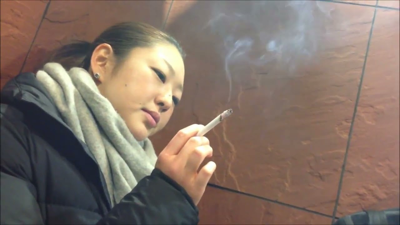 Japanese Girl Smoking 123 Youtube