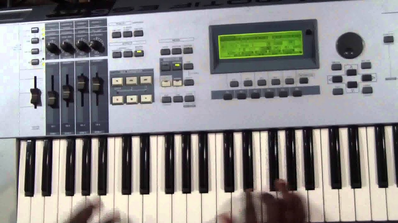 JT on Motif showing how to play without transpose - YouTube