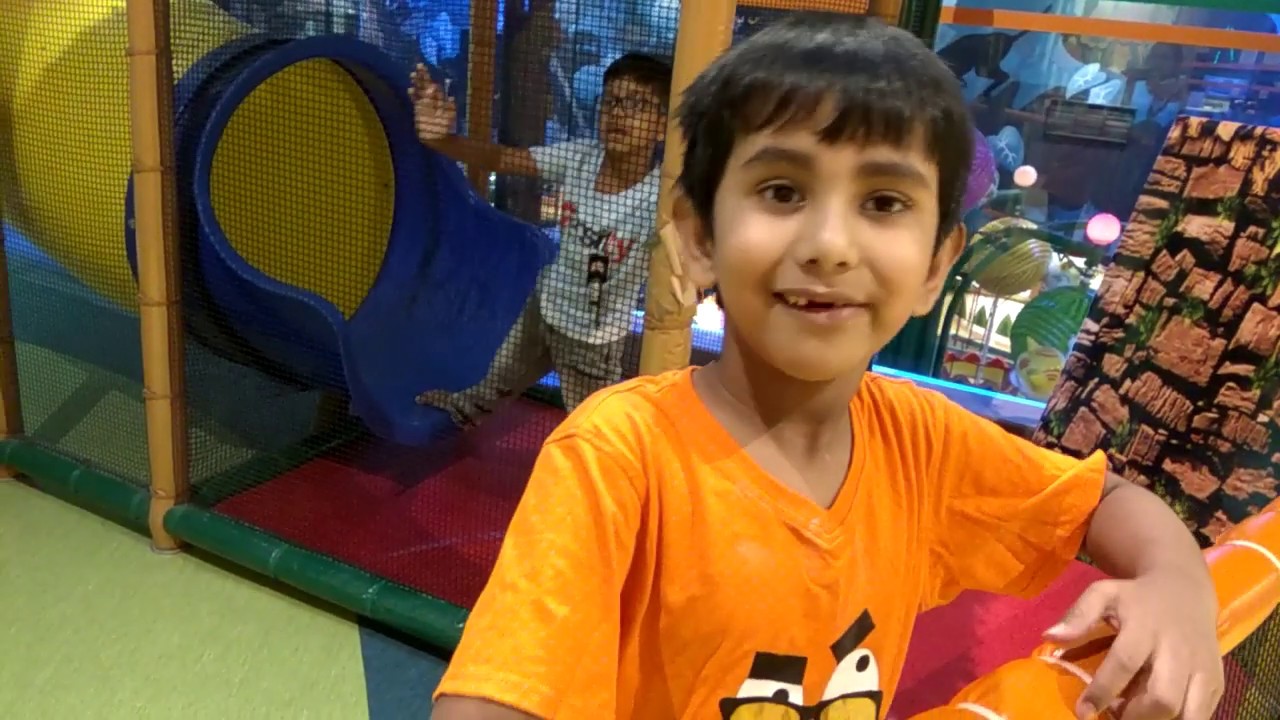 Toggi world play ground bashundhara city - YouTube