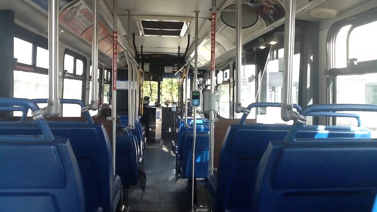 Translink NFI D40LF 7218 Startup - YouTube