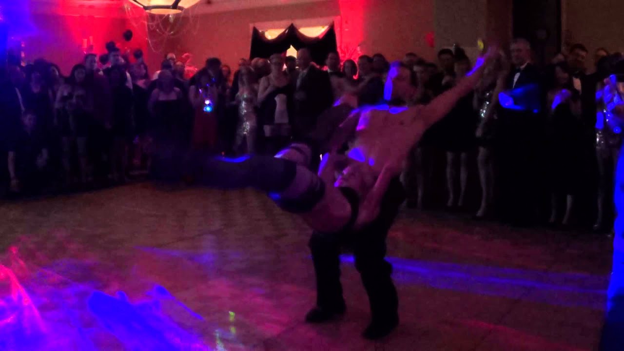 Nate & Robin James Bond Acro Adagio Duo - YouTube