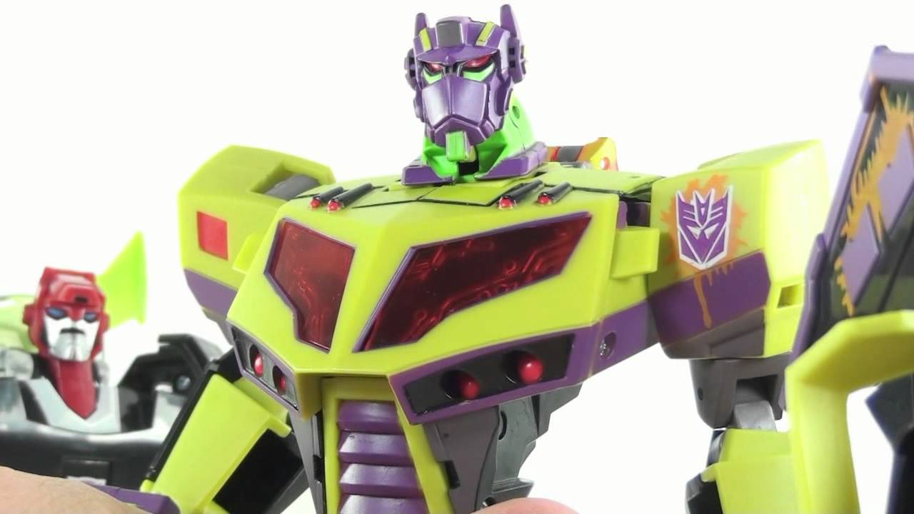 Video Review of the 2011 Botcon attendee figures - YouTube