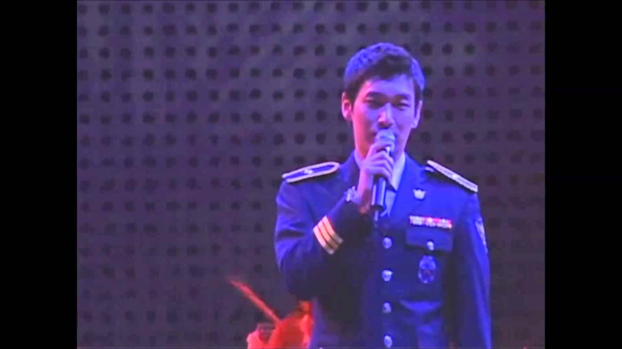 100808 Fly me to the moon (Cho Seung-woo) - YouTube