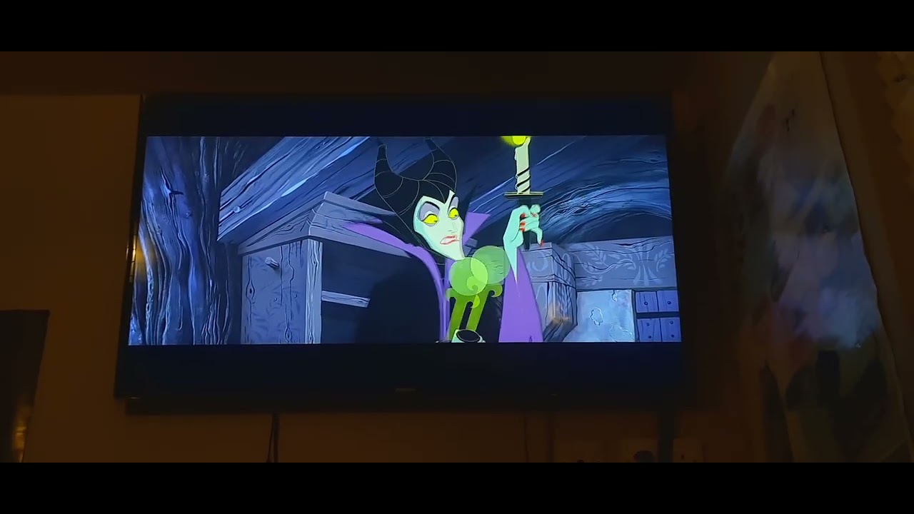 Sleeping Beauty (1959) Maleficent Capture Prince Philip (Italian) - YouTube