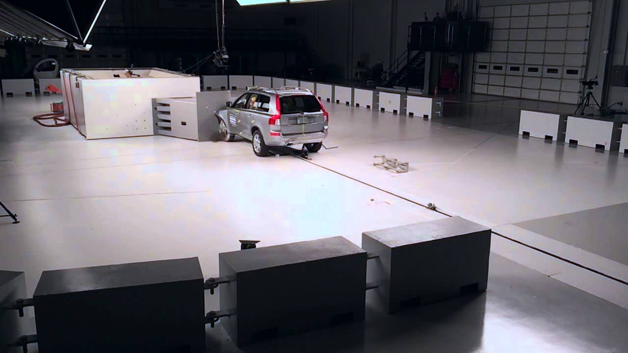 Volvo XC90 Crash Test Oct 2013 - YouTube