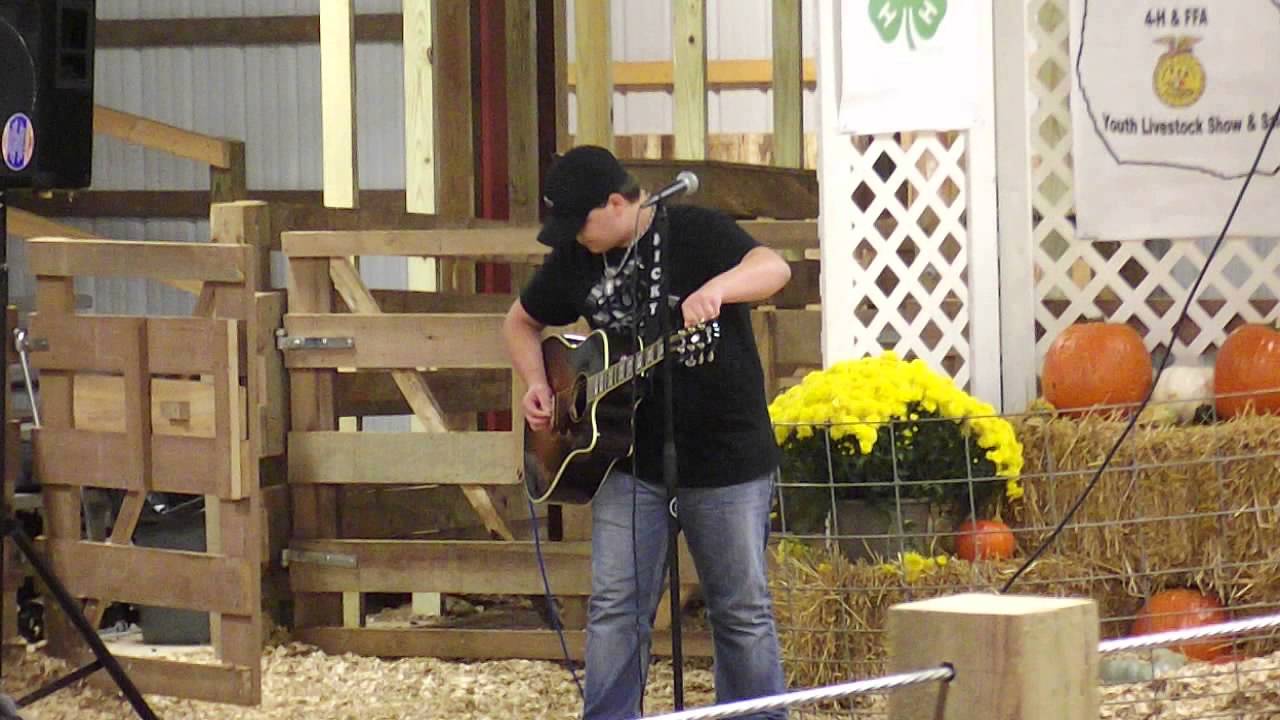 Ricky Cooper Black Walnut Festival 10/10/14 - YouTube
