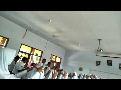 PIJET BARENG DI KELAS......