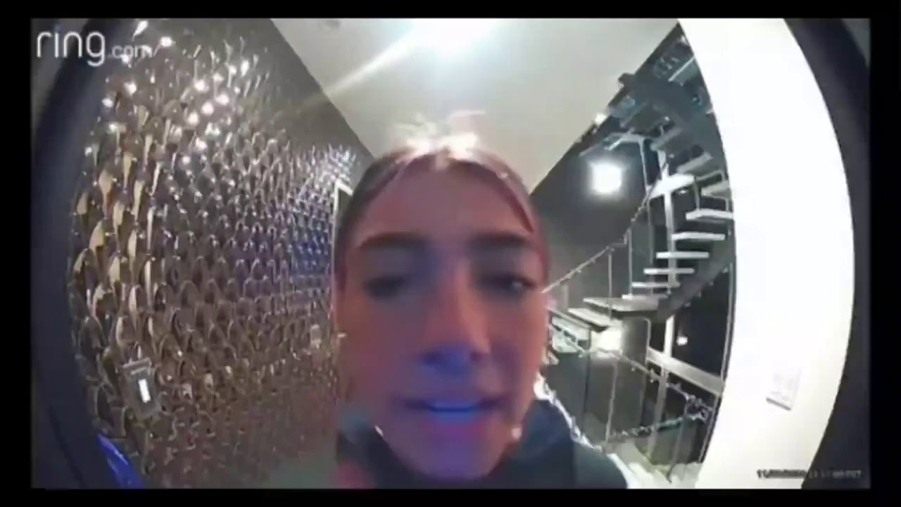 "let me in pls" - Charli Damelio (FULL VIDEO) - YouTube