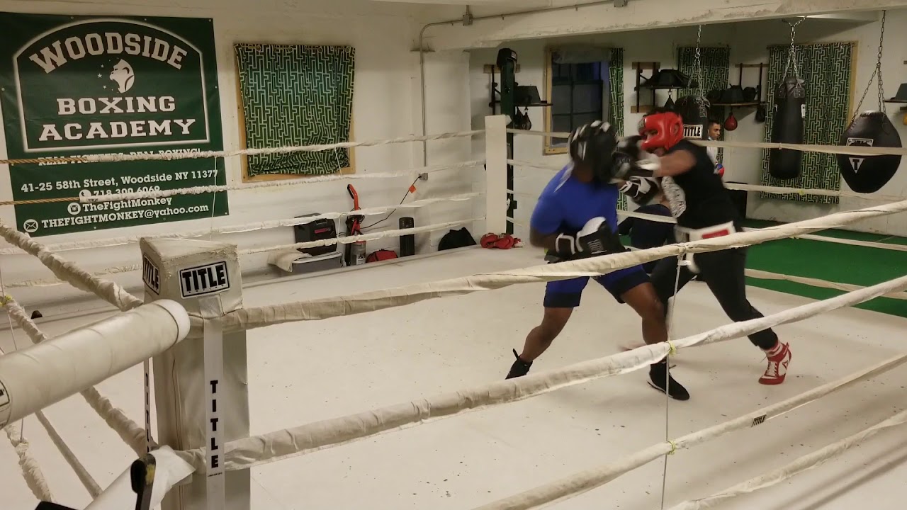 Sparring Highlights at The Woodside Boxing Academy - YouTube