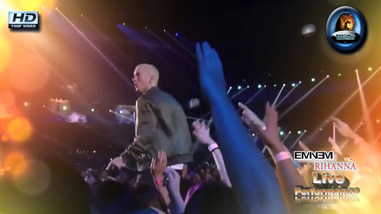 Eminem ft. Rihanna - The Monster (Live Performance) - YouTube