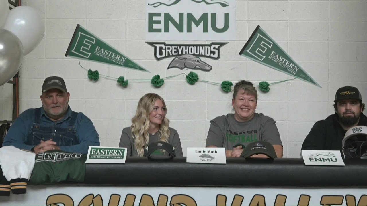 Emily Muth - Signing Day 2021 - YouTube