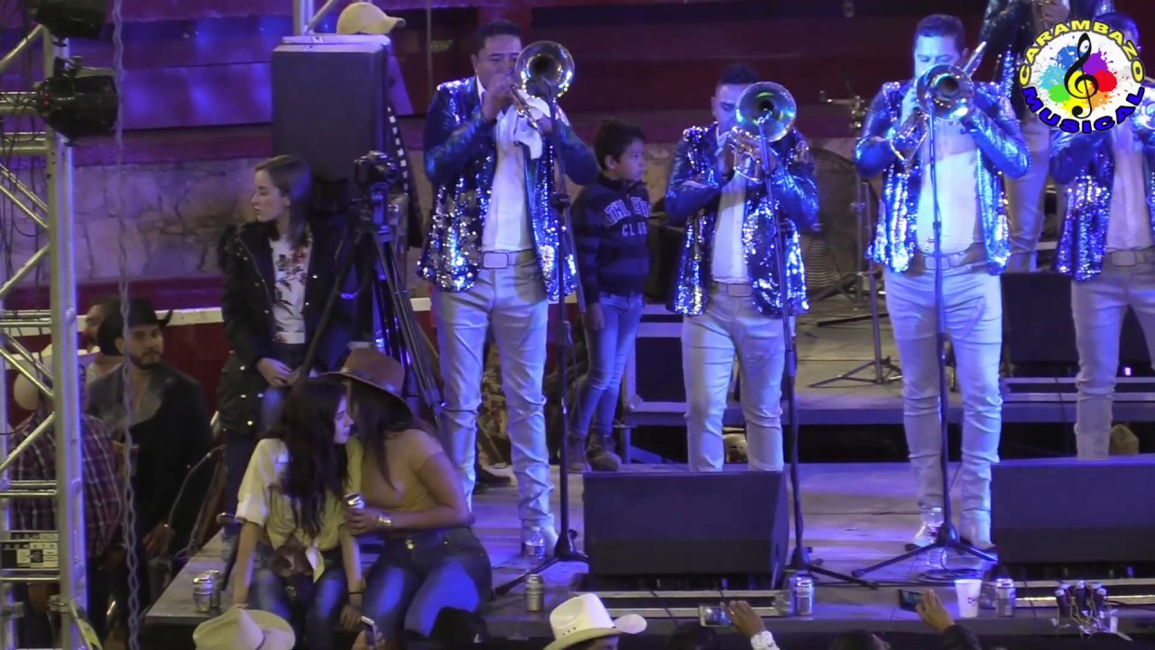 BANDA YURIRENSE EN VIVO DESDE LA MONUMENTAL DE MORELIA 25 DE NOVIEMBRE ...