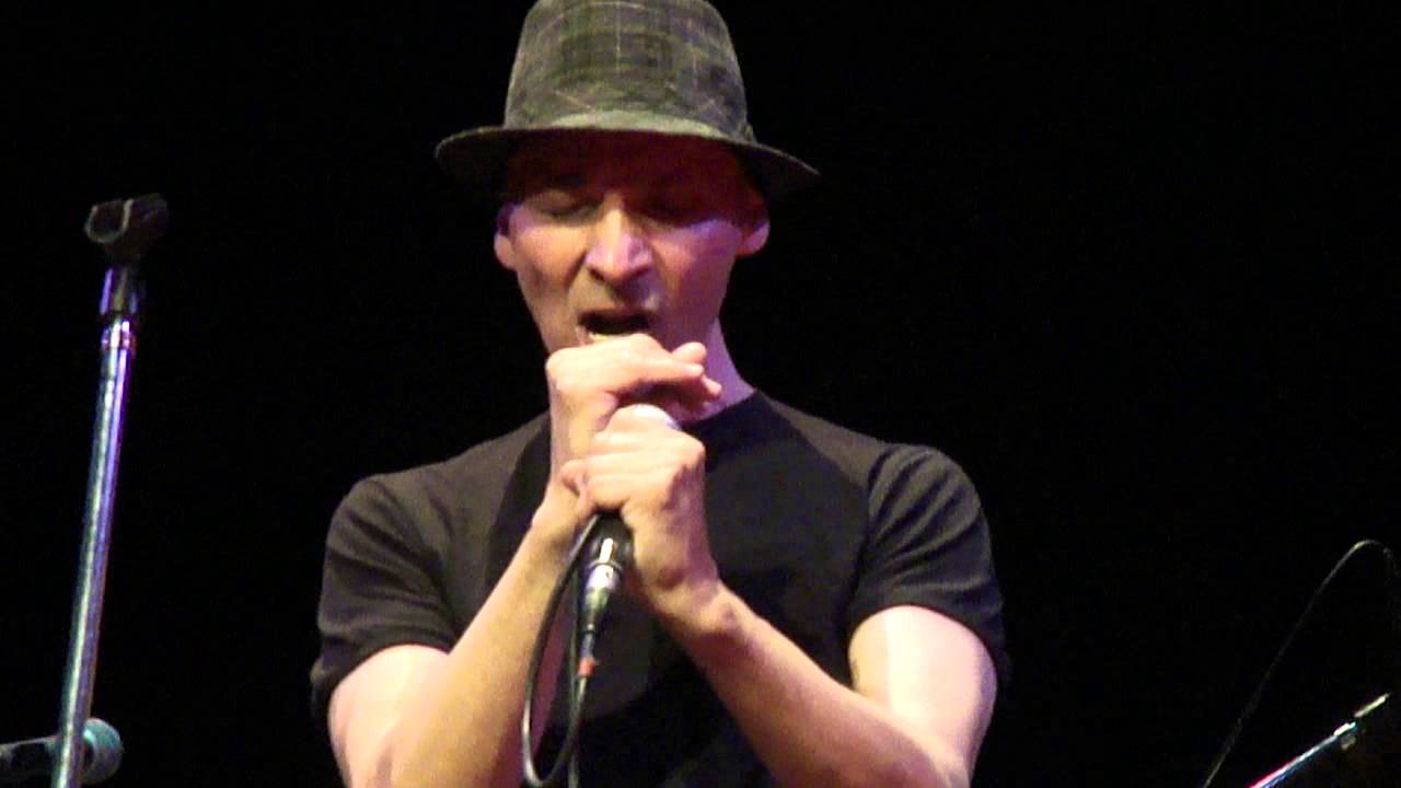 Claudio Ledda.this masquerade en Vivo - YouTube