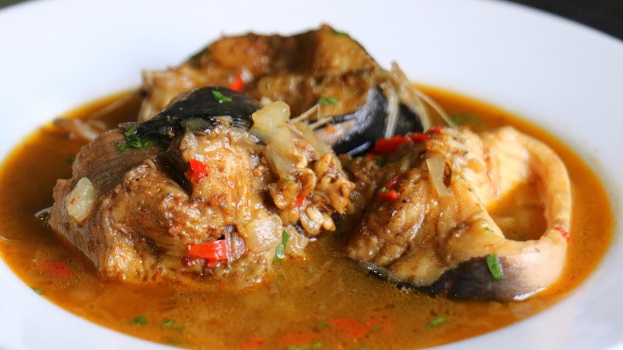How To Cook Tasty Fresh fish pepper soup Nigerian Recipes - YouTube