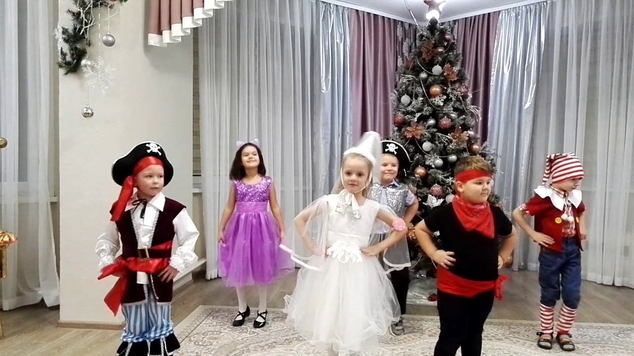 2019-2020 новогодний утренник, новогодний танец - YouTube