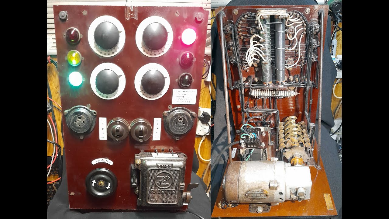 Vintage Traffic Light Controller (United Kingdom c1965) - YouTube