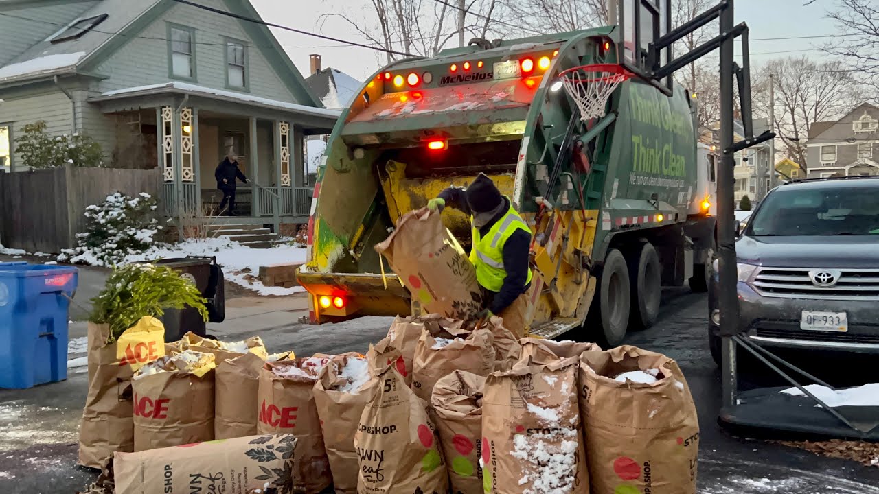 Garbage Truck Packing Heavy Snow Day Yard Waste - YouTube