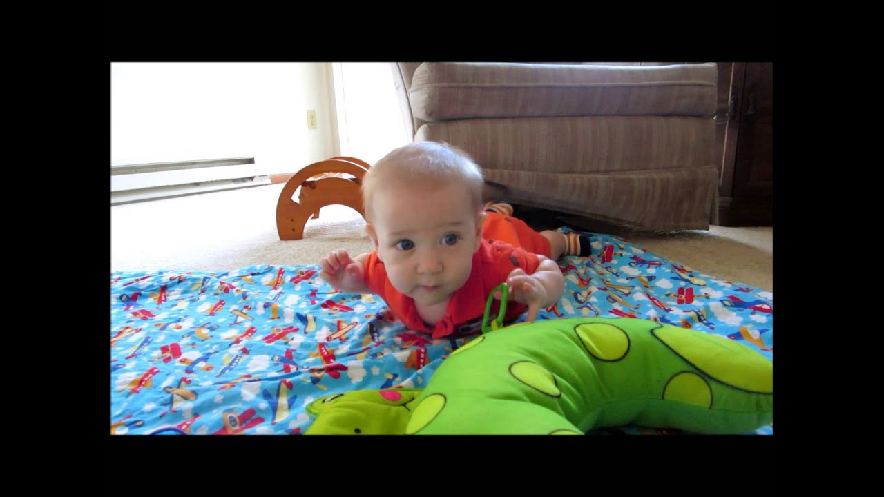 Matthew 5 months - baby talk - YouTube