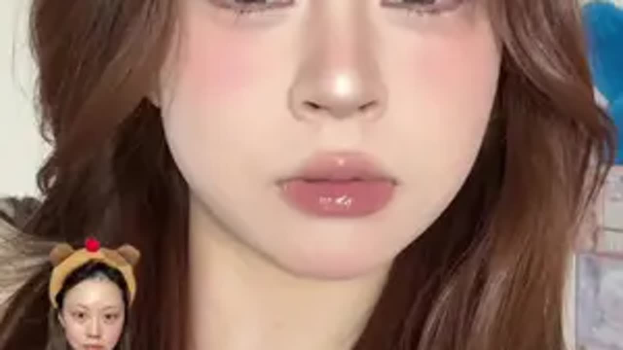 甜心混血感轻松拿下！尝试一下洋抖妆～ 化妆分享 普通人化妆 唠嗑化妆 - YouTube