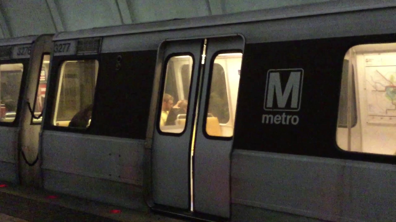 WMATA Red Line at Cleveland Park - YouTube