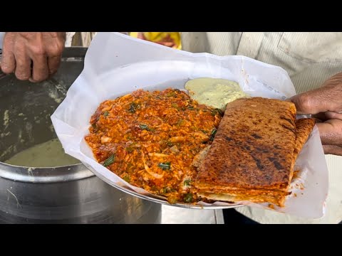 Cheese chilli dosa recipe | best dosa in andheri mumbai - YouTube